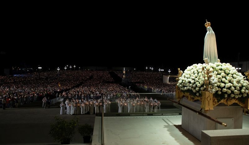Mais de 200 mil peregrinos celebram Festa de Nossa Senhora de Fátima em ...