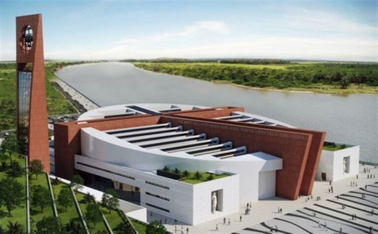 Iniciada a construção da Basílica de Nossa Senhora da Muxima, padroeira ...