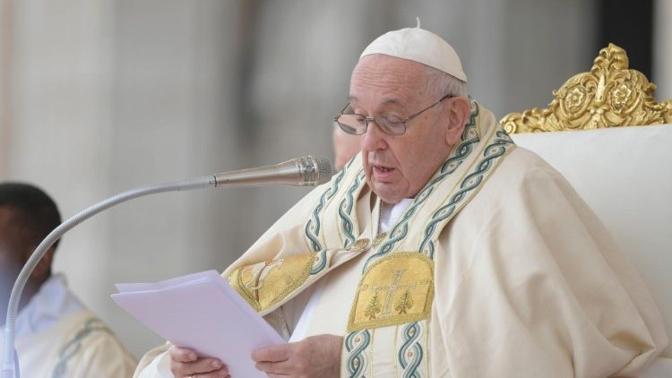 Papa Francisco canoniza dois novos Santos: São Artemide Zatti e São ...